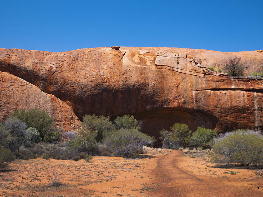 The Mystery Ship of Walga Rock – Tales from the Quarterdeck